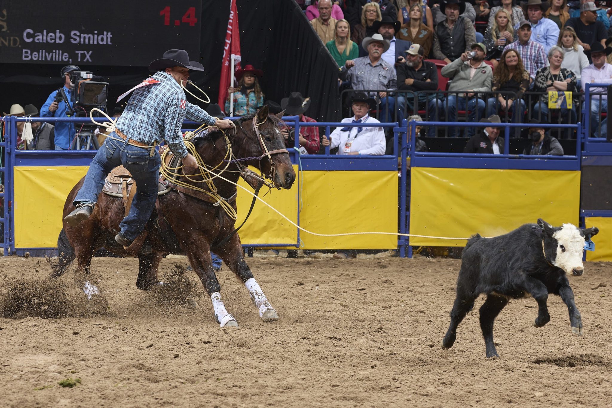 Return of the Champ: Caleb Smidt Claims National Finals Rodeo Round 1 Win